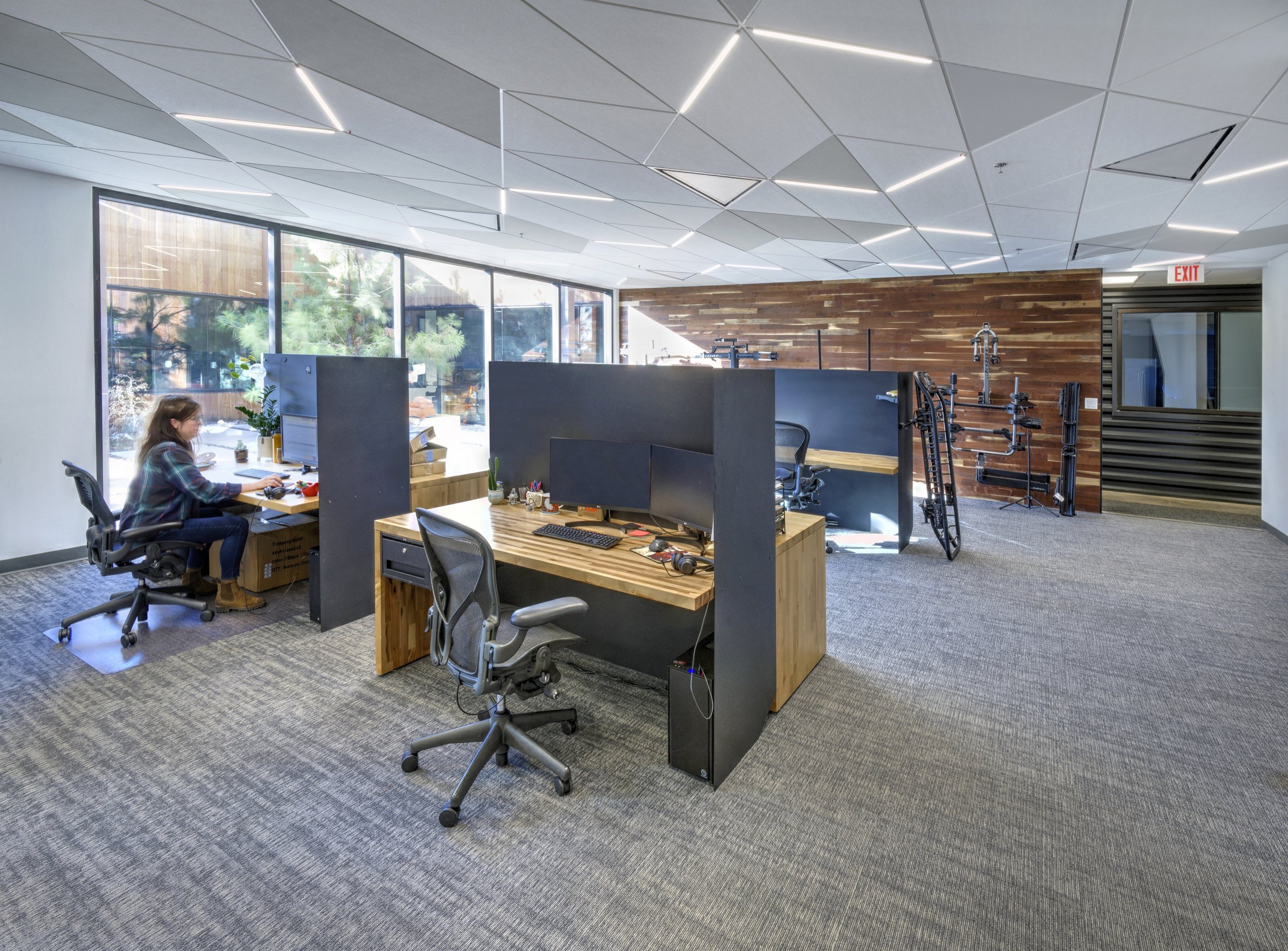 ITB05172300000095 - CONSTRUCTION- Customer Service Center Office Renovation